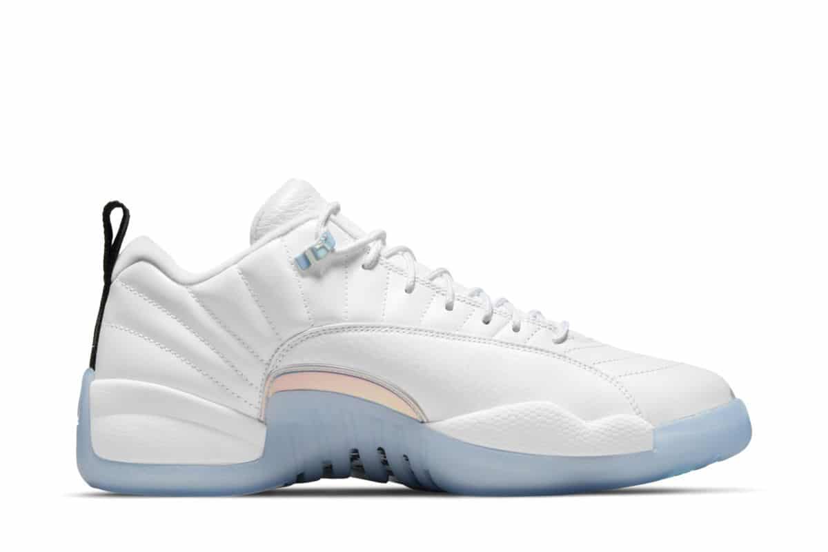 Zapoznaj się z nowym wydaniem Air Jordan 12 Low „Lagoon Pulse”