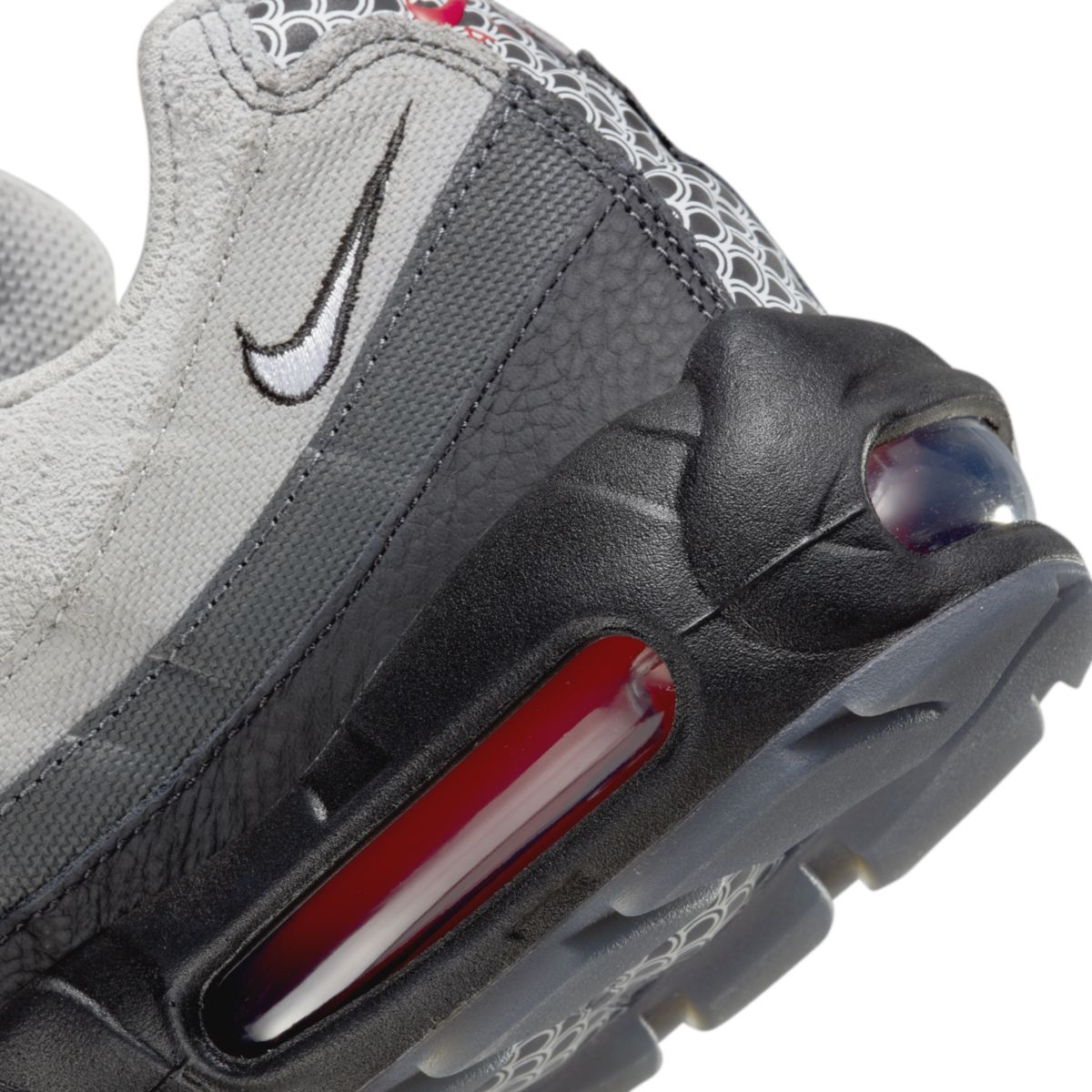 Nike Air Max 95 „Fish Scales” to wydanie pokryte wzorem w rybie łuski