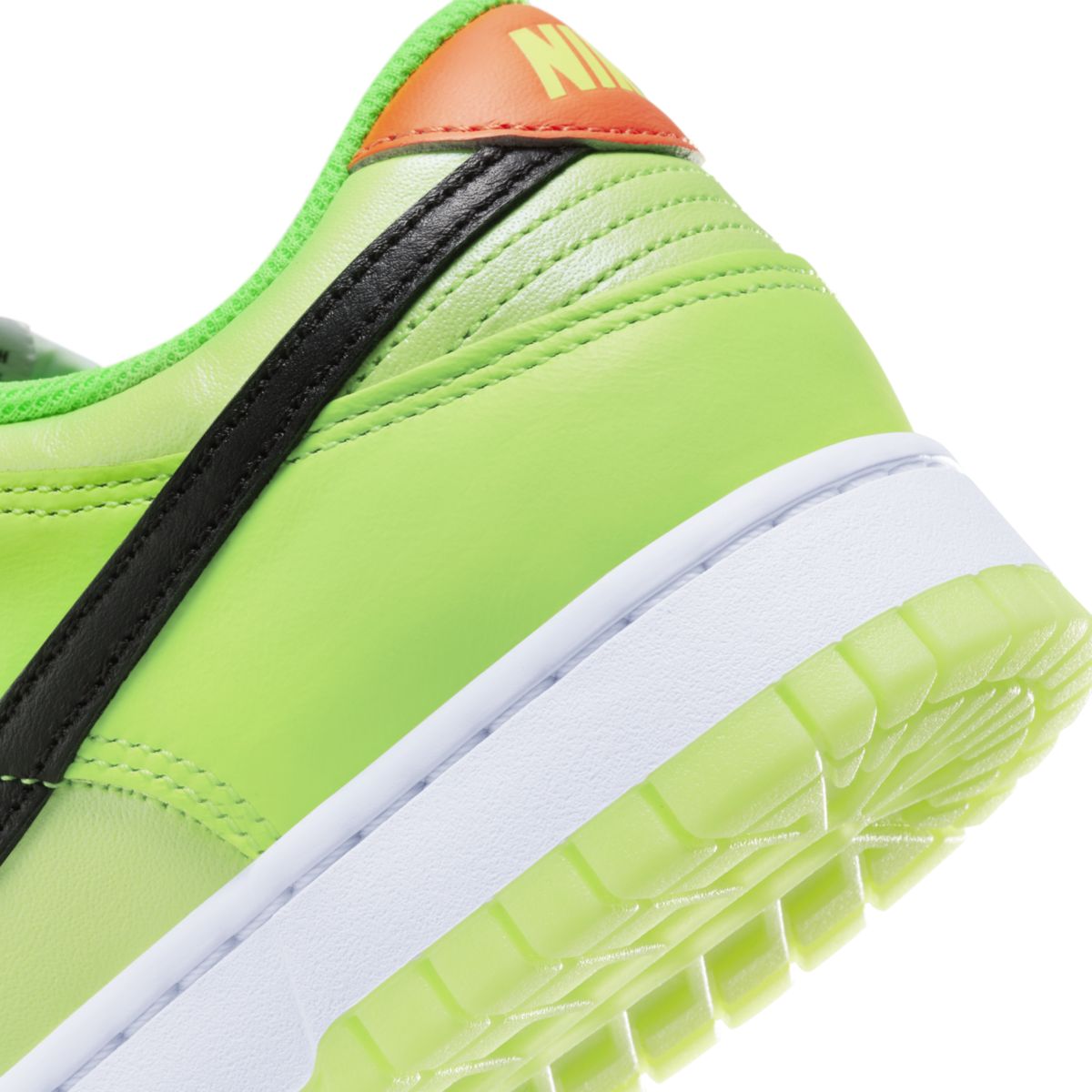 Oto świecące w ciemnościach Nike Dunk Low