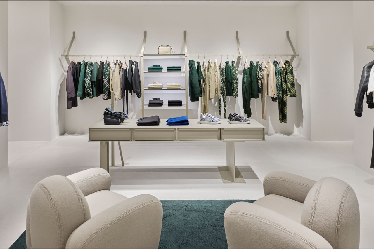 Burberry otwoera nowy sklep w Paryżu