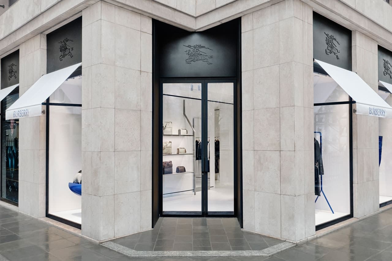 Burberry otwoera nowy sklep w Paryżu