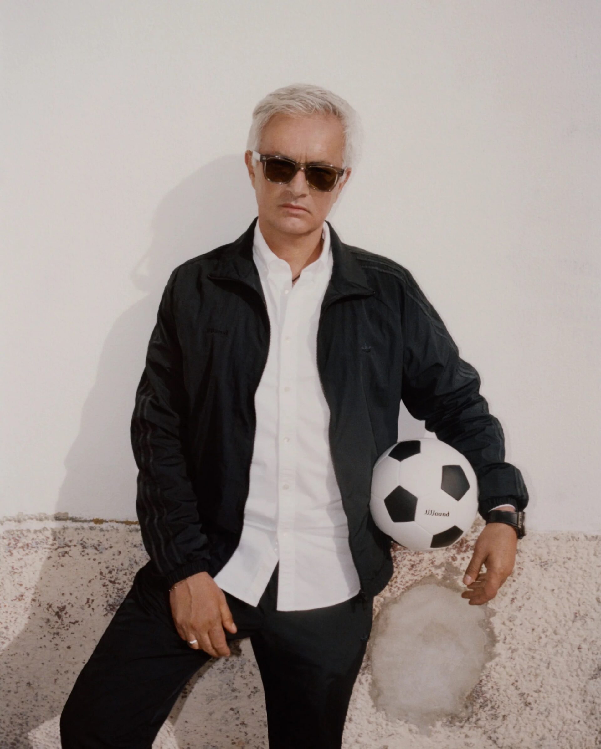 Jose Mourinho prezentuje kolaboracyjną kolekcję JJJJound x adidas