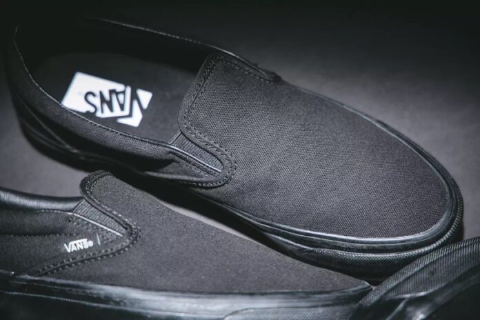 Czarny minimalizm: Odkryj kolekcję Vans „Triple Black”