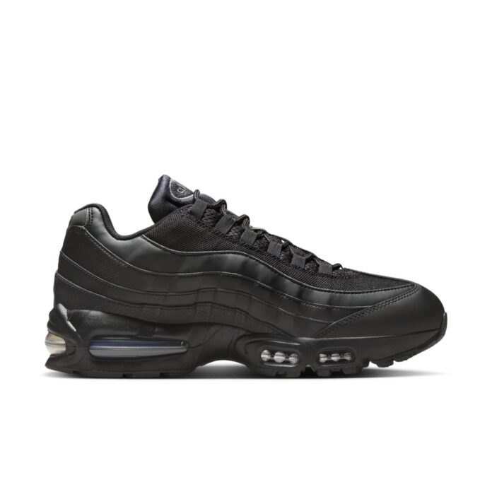 Air Max 95 Big Bubble: Ikona powraca w wersji „Triple Black”